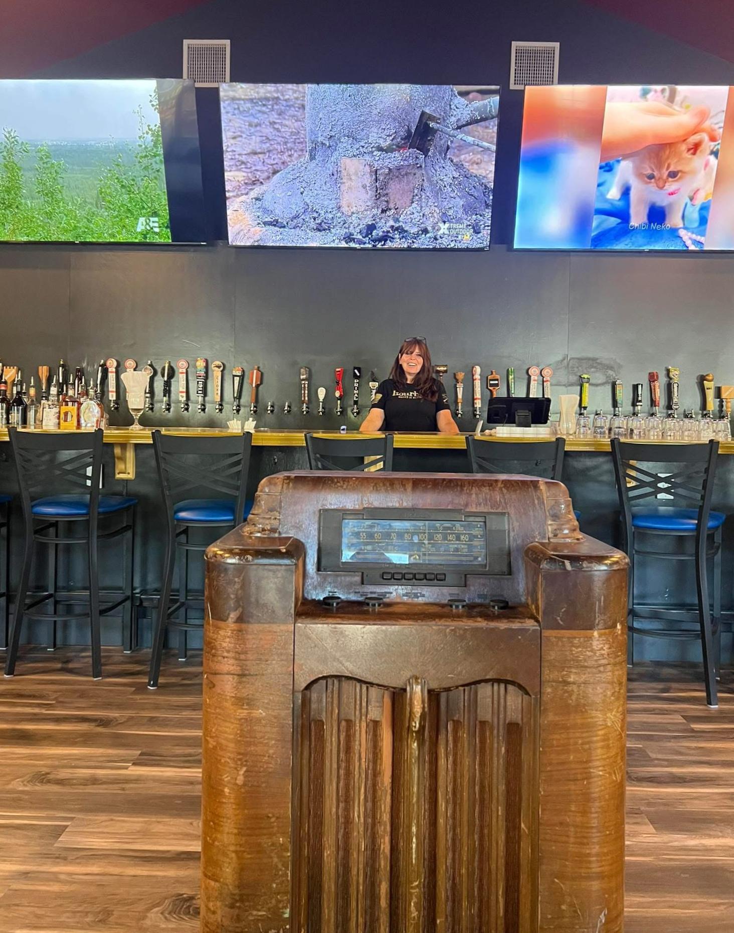 Home - Charter 803 Bar & Grill